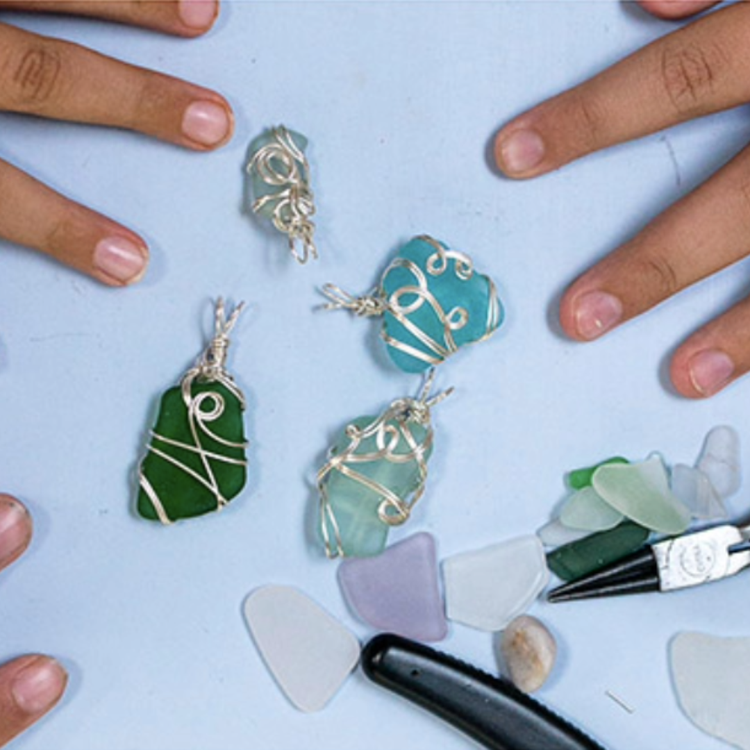 Host a creative play workshop - Curious Crone