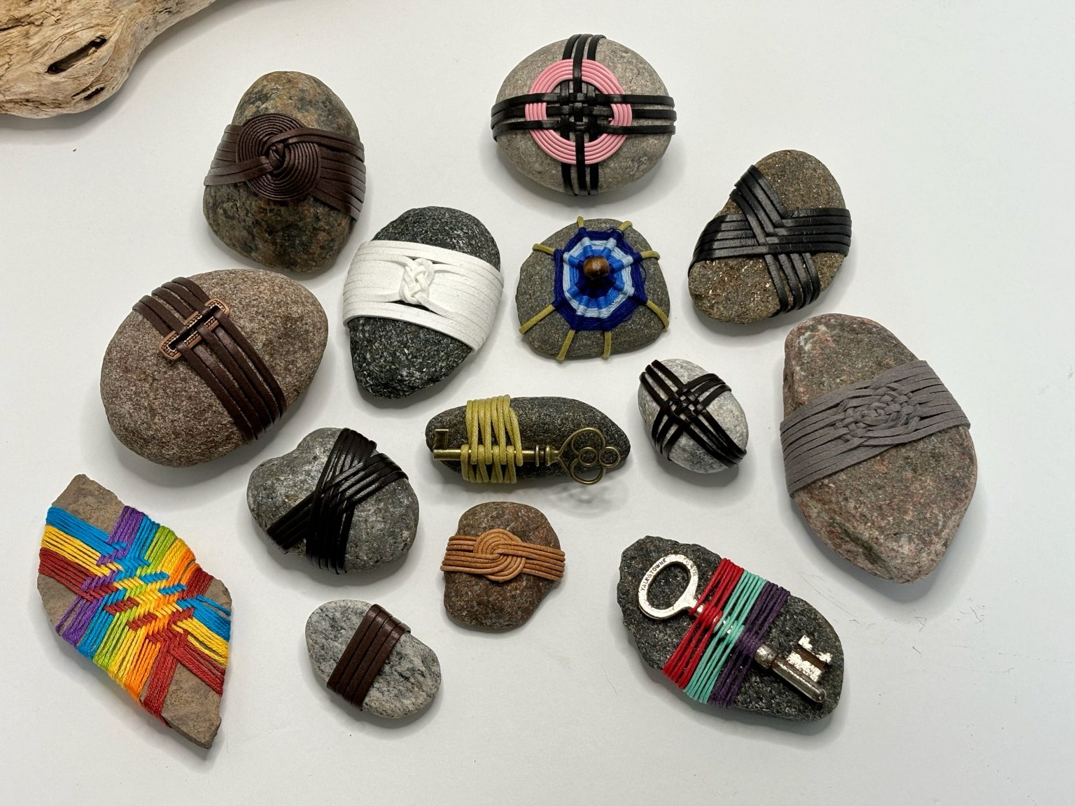 New curiosity workshop: How to wrap rocks - Curious Crone