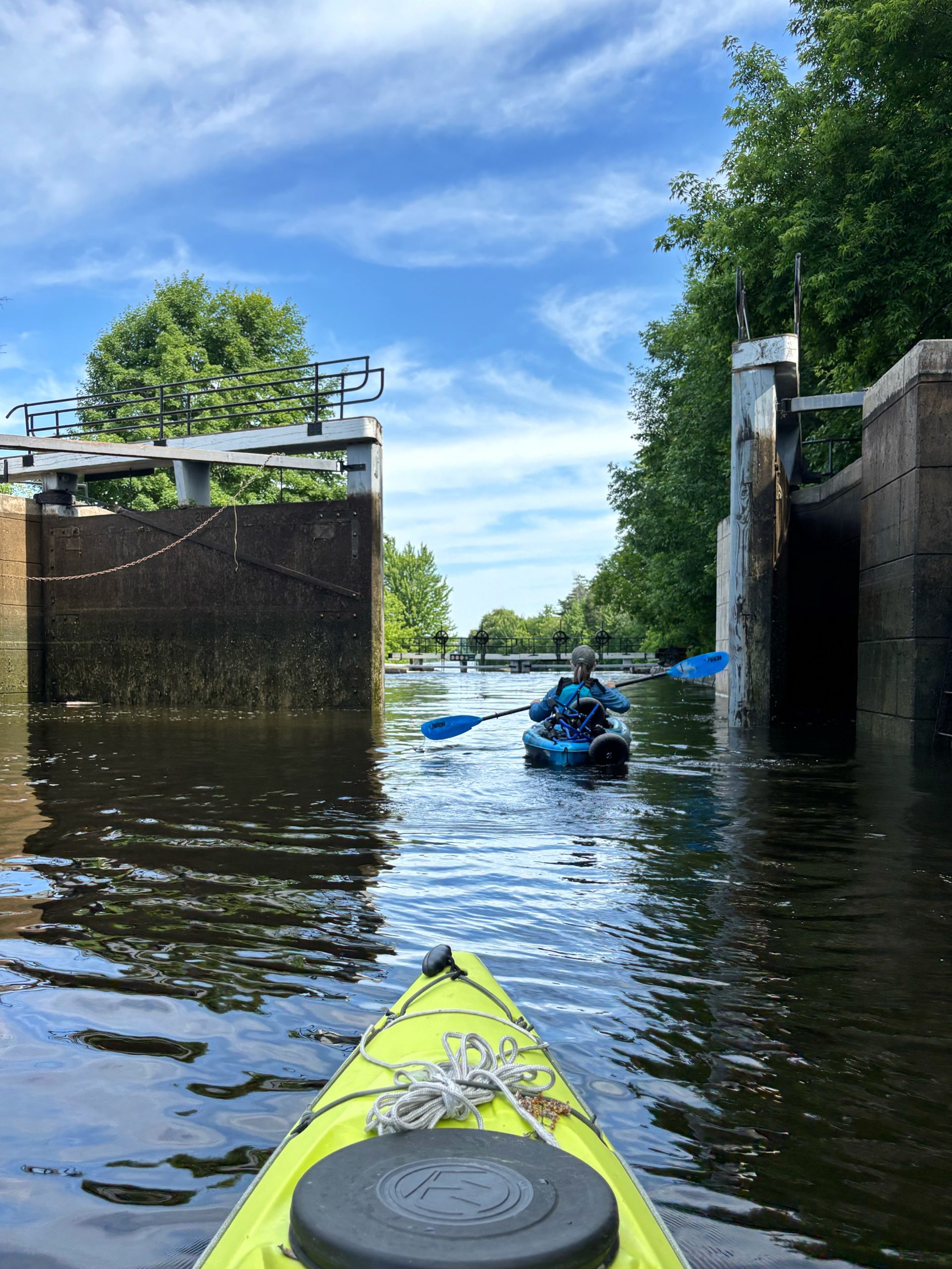 Microadventure # 9: Kayaking through the Rideau Canal locks - Curious Crone